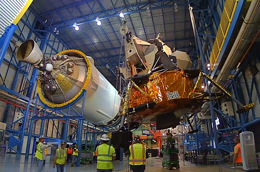 Lunar module makes landing in revamp of Apollo/Saturn V Center ...
