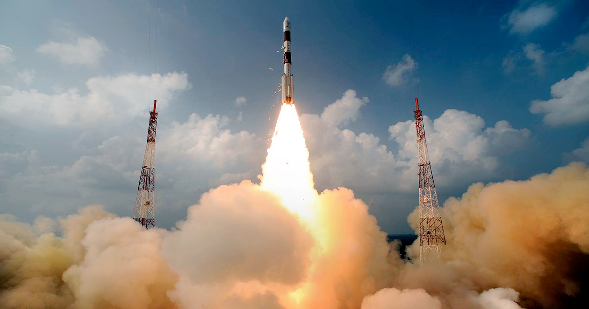 India launches Mars probe on nation's first interplanetary mission ...