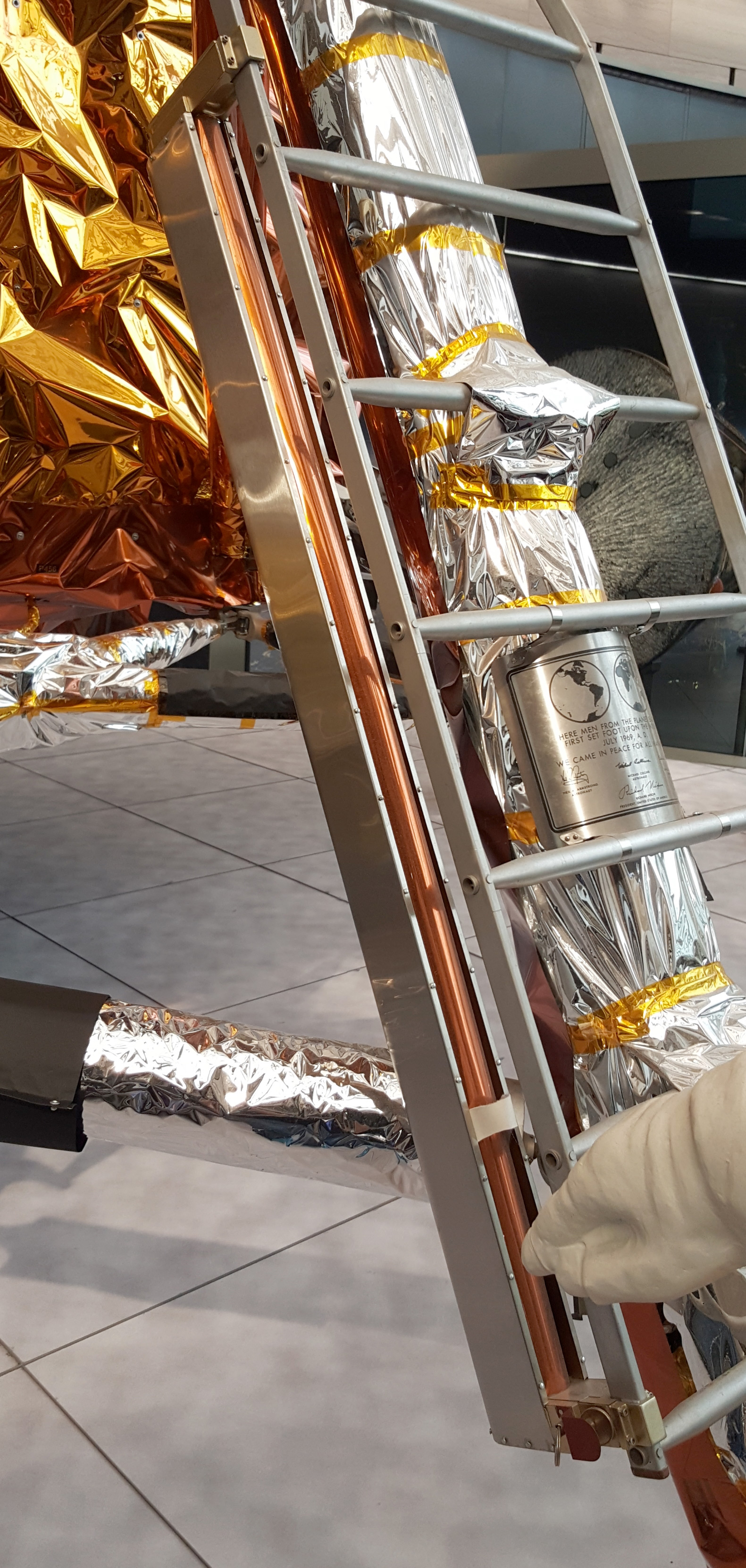 Manufacture of the Apollo LM ladder - collectSPACE: Messages