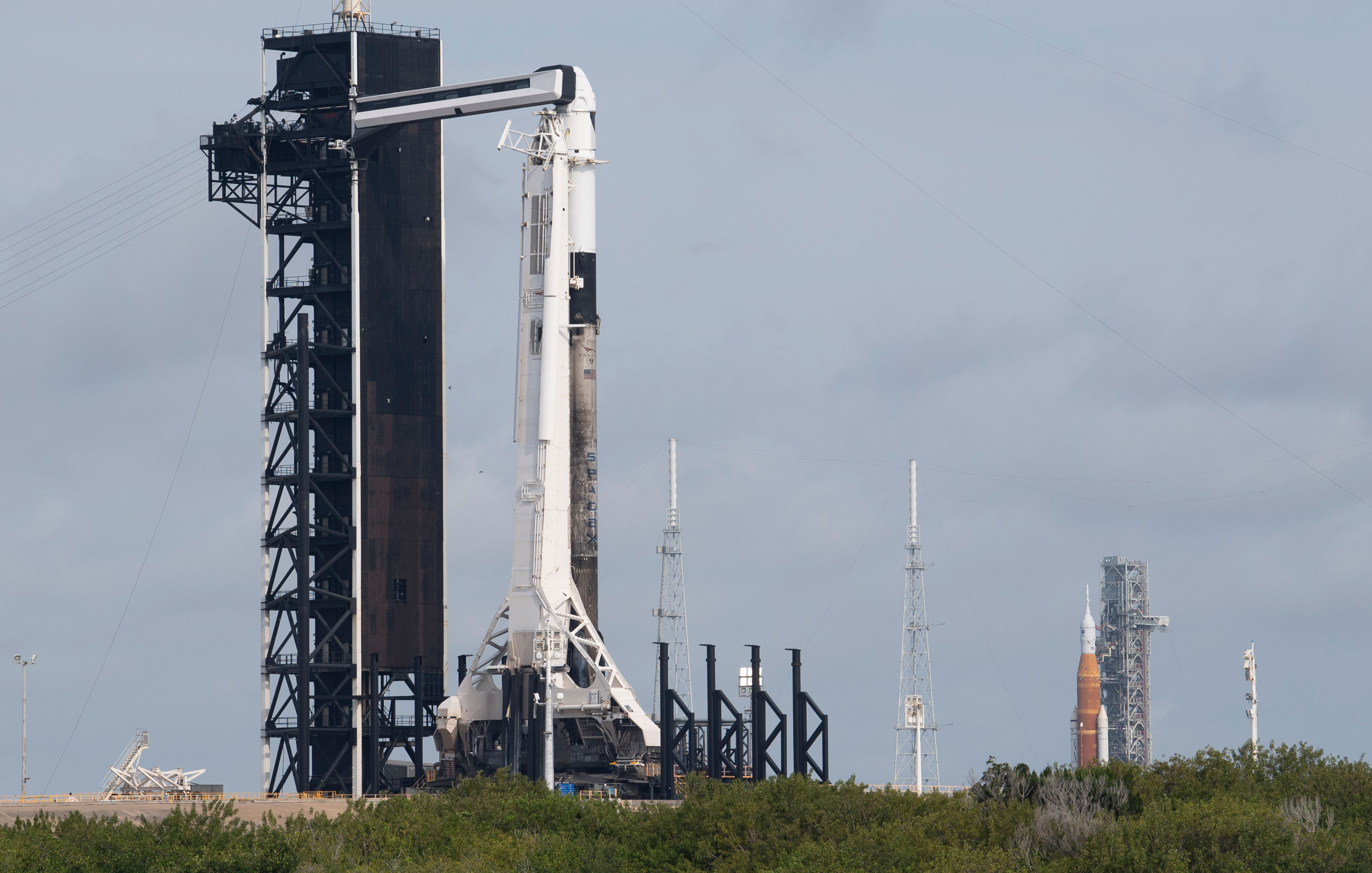 [Discuss] Axiom's Ax-1 mission to ISS - collectSPACE: Messages