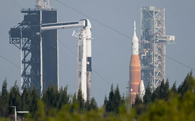 [Discuss] Axiom's Ax-1 mission to ISS - collectSPACE: Messages