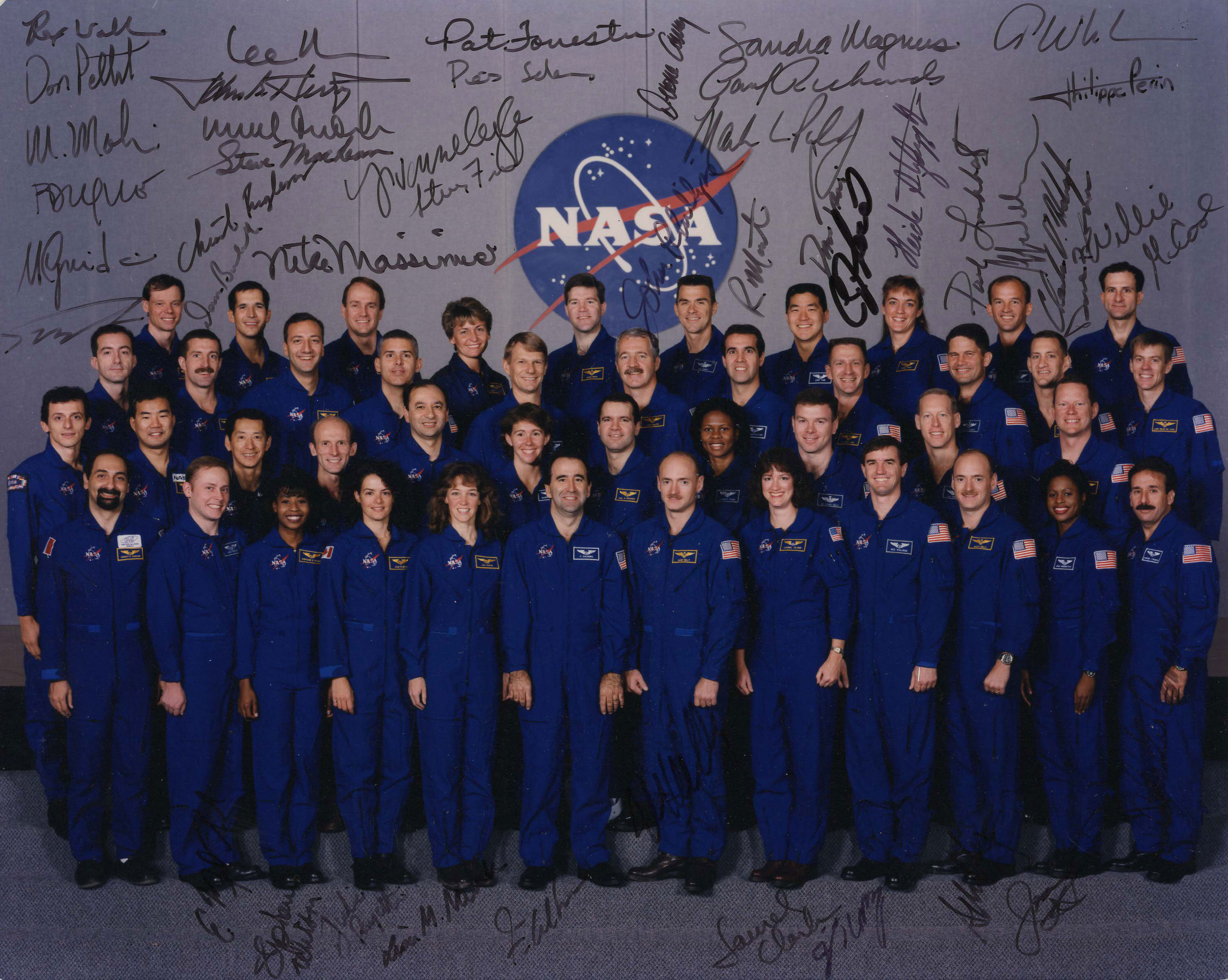 FS: NASA 1996 astronaut class signed photo - collectSPACE: Messages