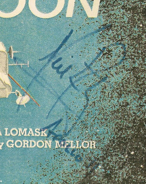 Opinions on 1970s Armstrong autographs - collectSPACE: Messages