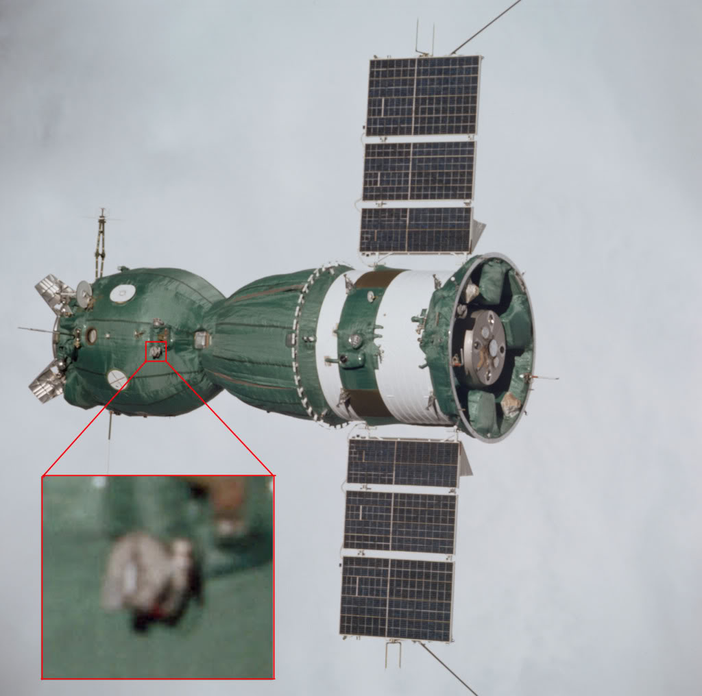 250810857448: NASA shipping container - collectSPACE: Messages