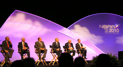 10/20: Armstrong and Cernan at NBAA Atlanta - collectSPACE: Messages