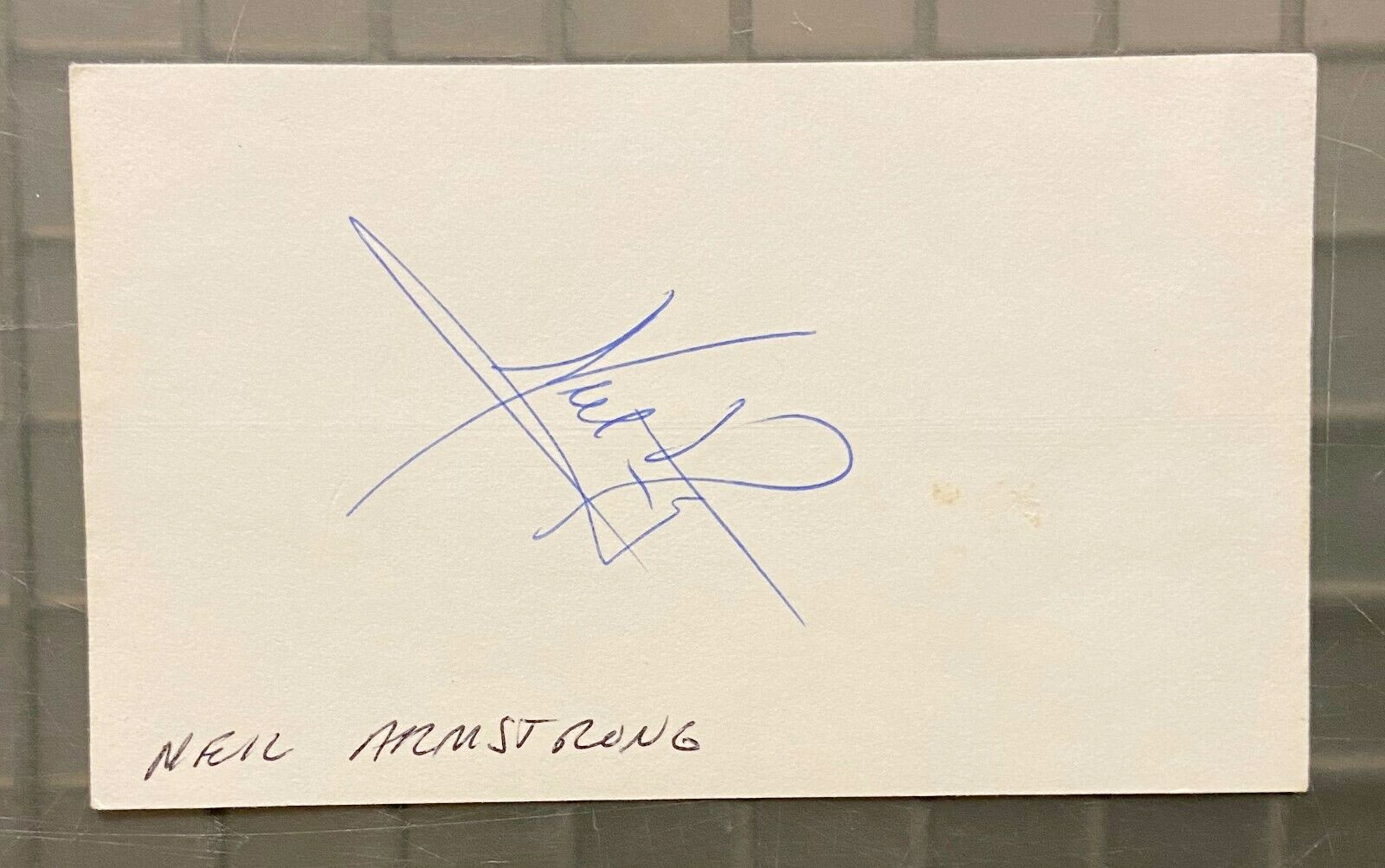 372872568762: Armstrong signed card - collectSPACE: Messages