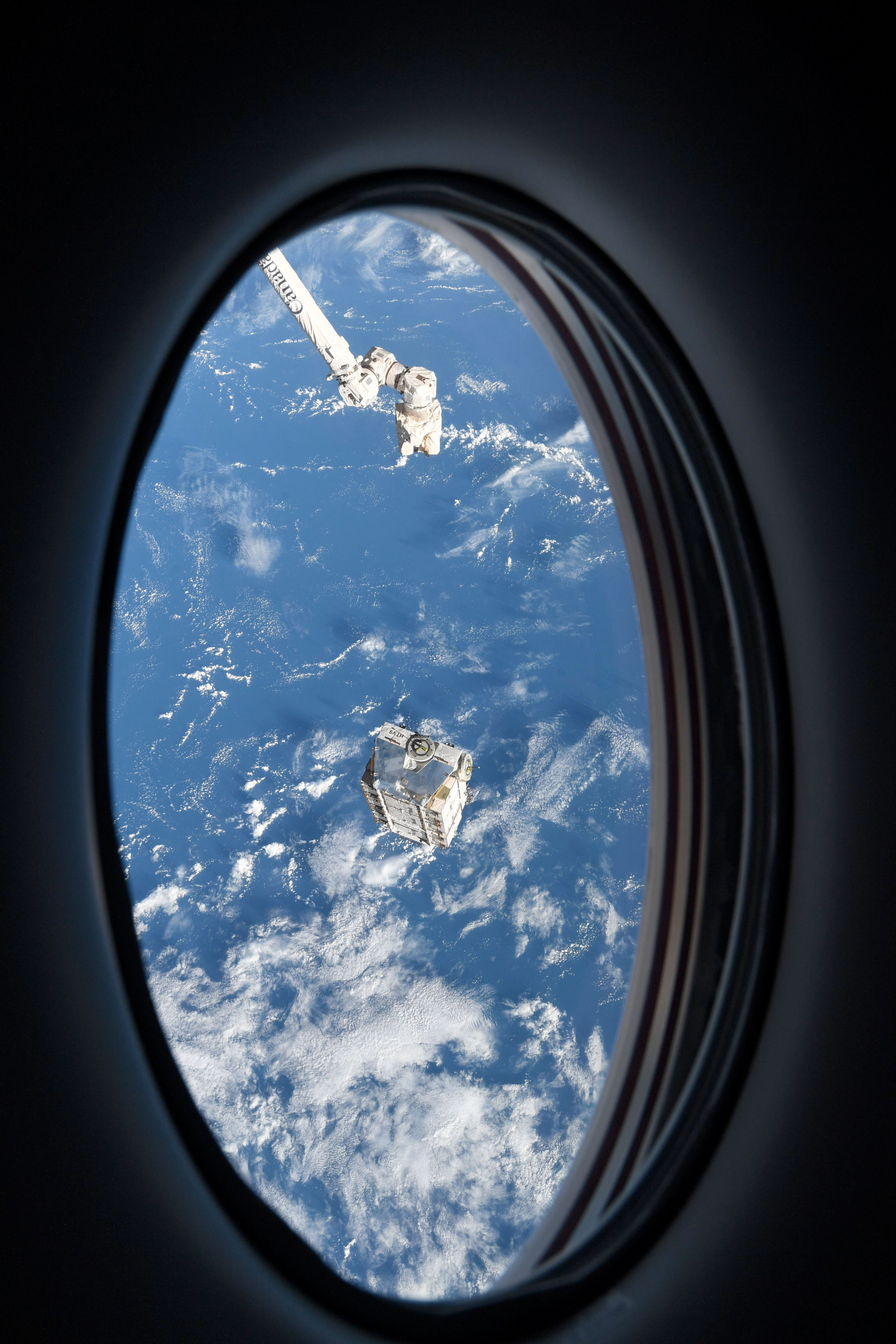 Expedition 64: HTV-9 exposed pallet jettison - collectSPACE: Messages