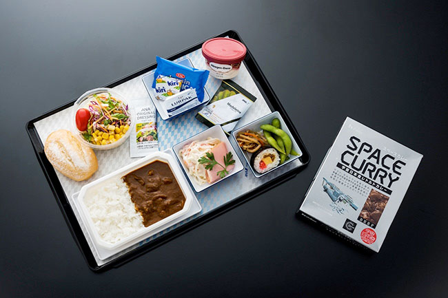 Airlines serve astronaut meals (space food) - collectSPACE: Messages