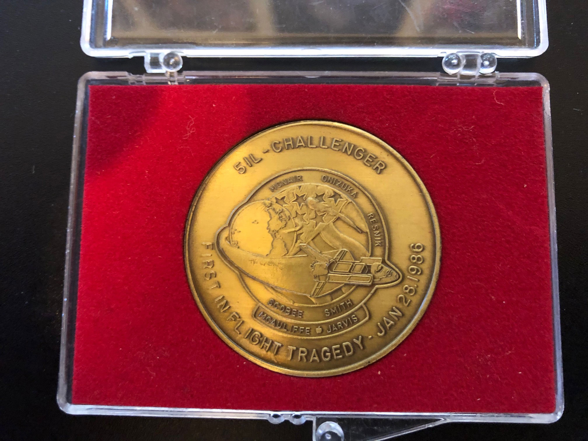 FS: STS-51L tribute medallions - collectSPACE: Messages