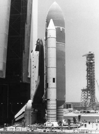 Apollo mobile launcher (ML) use history - collectSPACE: Messages