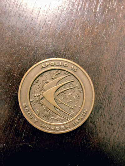 Knockoff Apollo 15 Robbins medallion? - collectSPACE: Messages