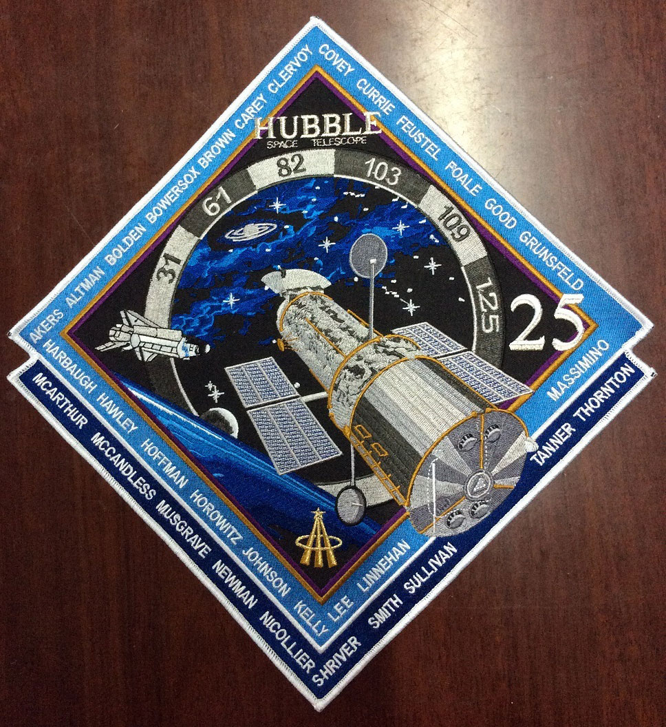 FS: Hubble 25th large patch: Gift an astronaut - collectSPACE: Messages