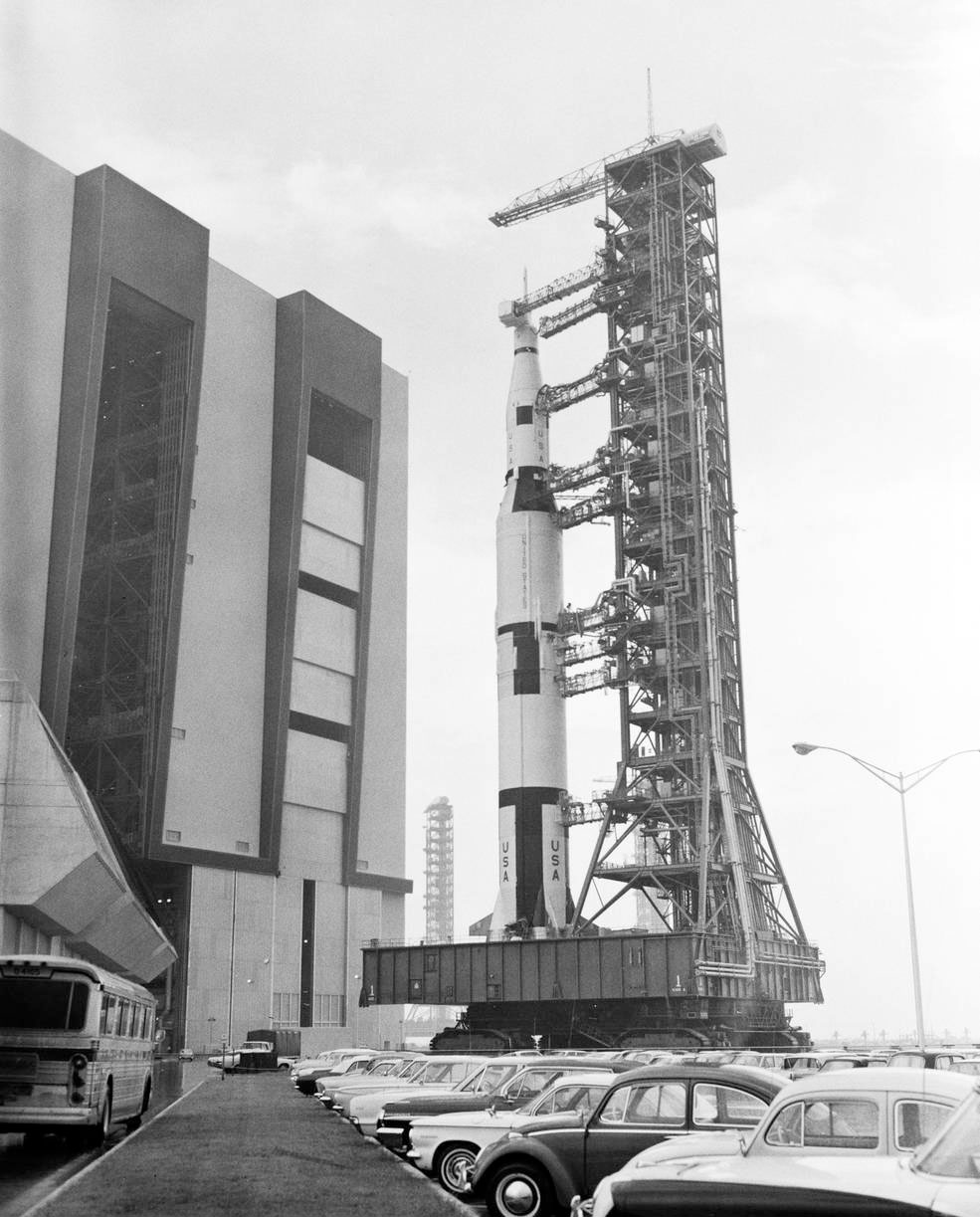 Apollo Mobile Launcher parking area - collectSPACE: Messages