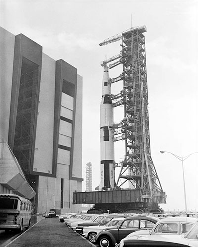 Apollo Mobile Launcher parking area - collectSPACE: Messages