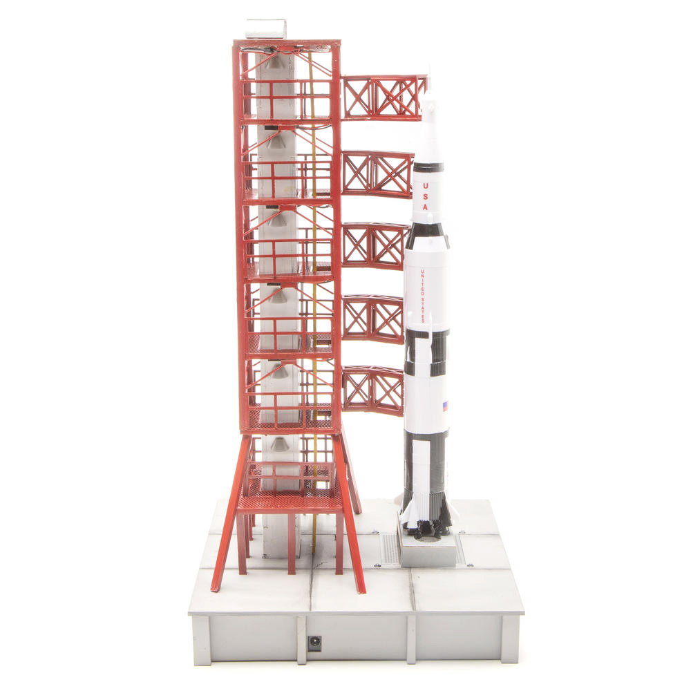 Menards O Scale Saturn V Launching Tower - collectSPACE: Messages