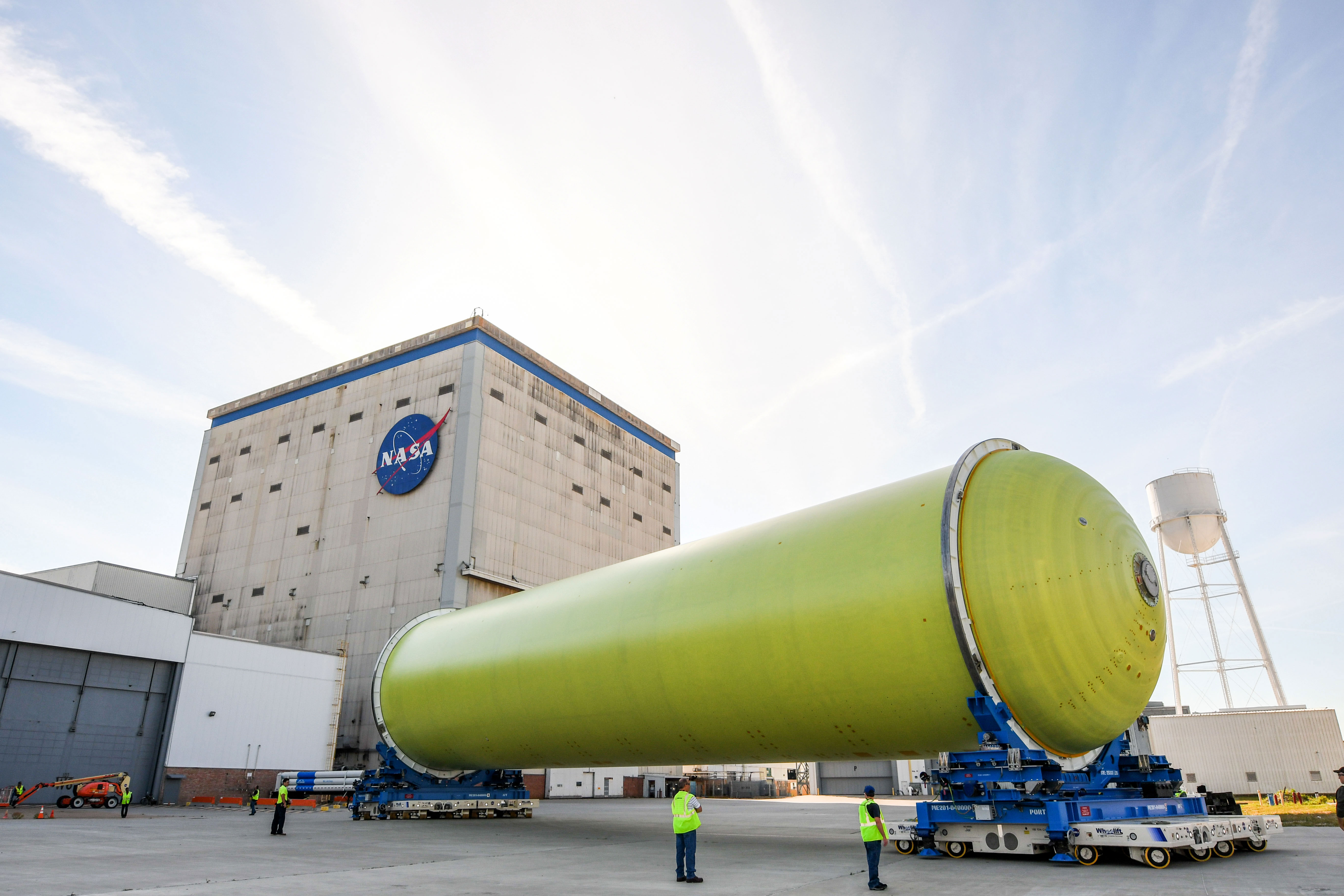 NASA's Space Launch System (SLS) rocket - collectSPACE: Messages
