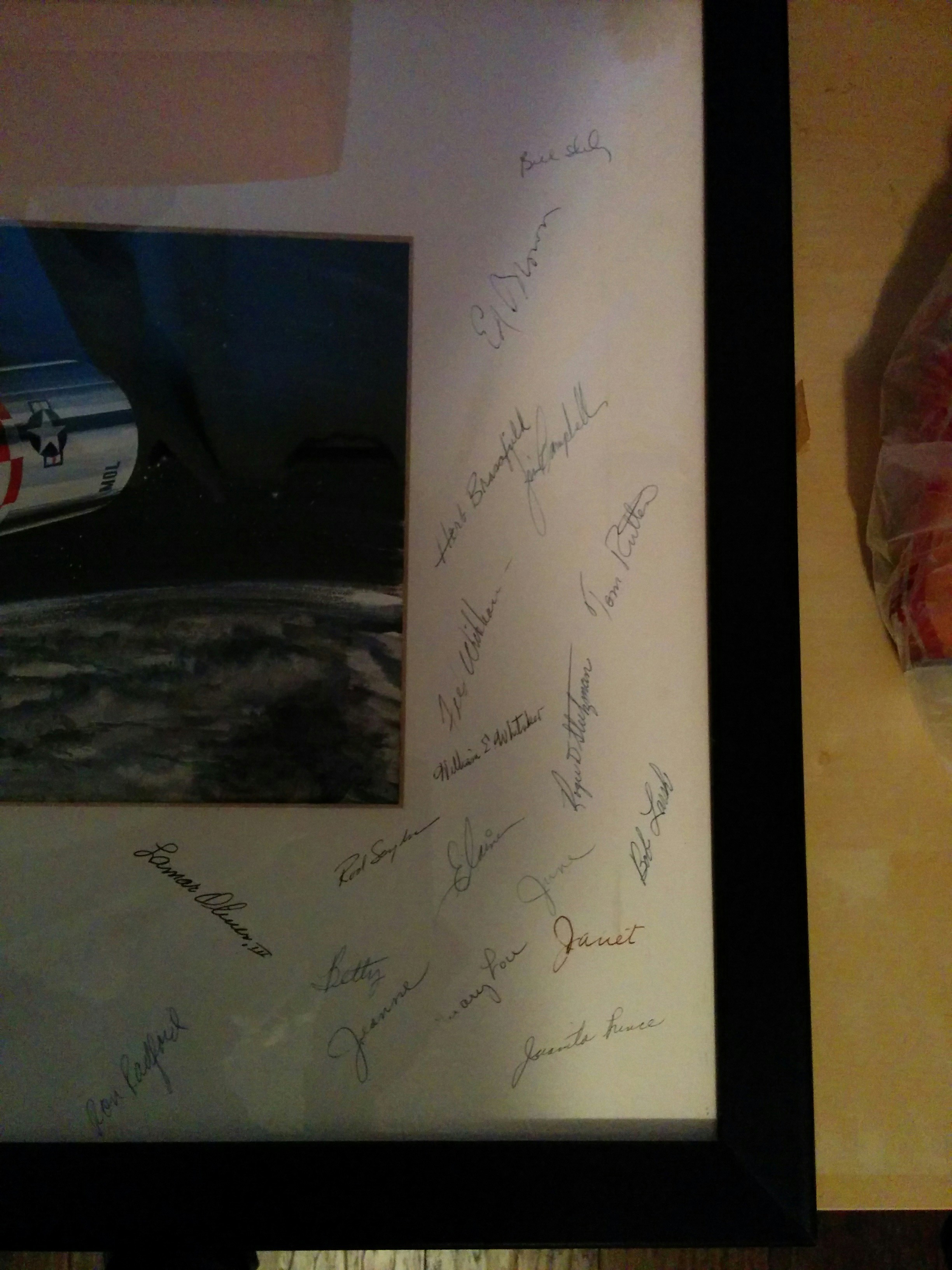 Identifying signatures on MOL capsule art print - collectSPACE: Messages