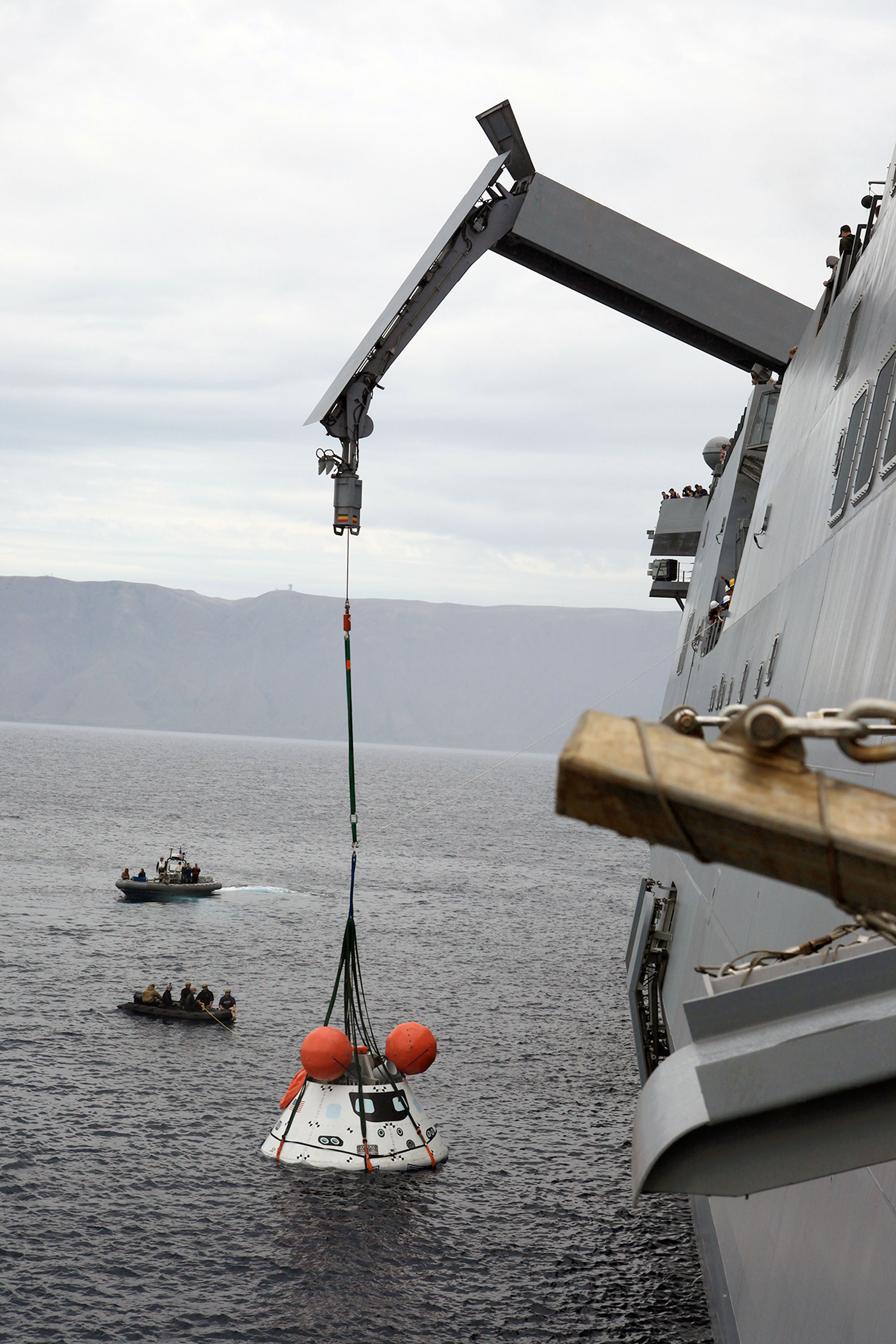 Orion EFT-1: Underway Recovery Test (Feb. 2014) - collectSPACE: Messages