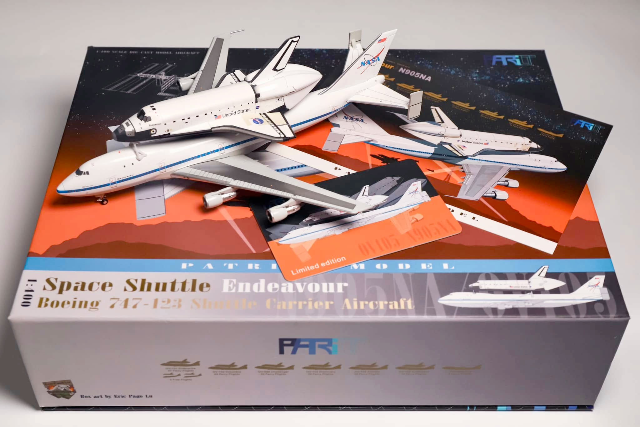 Patriot Model 1:400 N905NA with Endeavour - collectSPACE: Messages