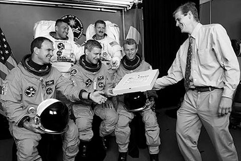 Photo of the week 1018 (May 4, 2024) - collectSPACE: Messages