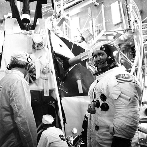 Photo of the week 607 (June 11, 2016) - collectSPACE: Messages
