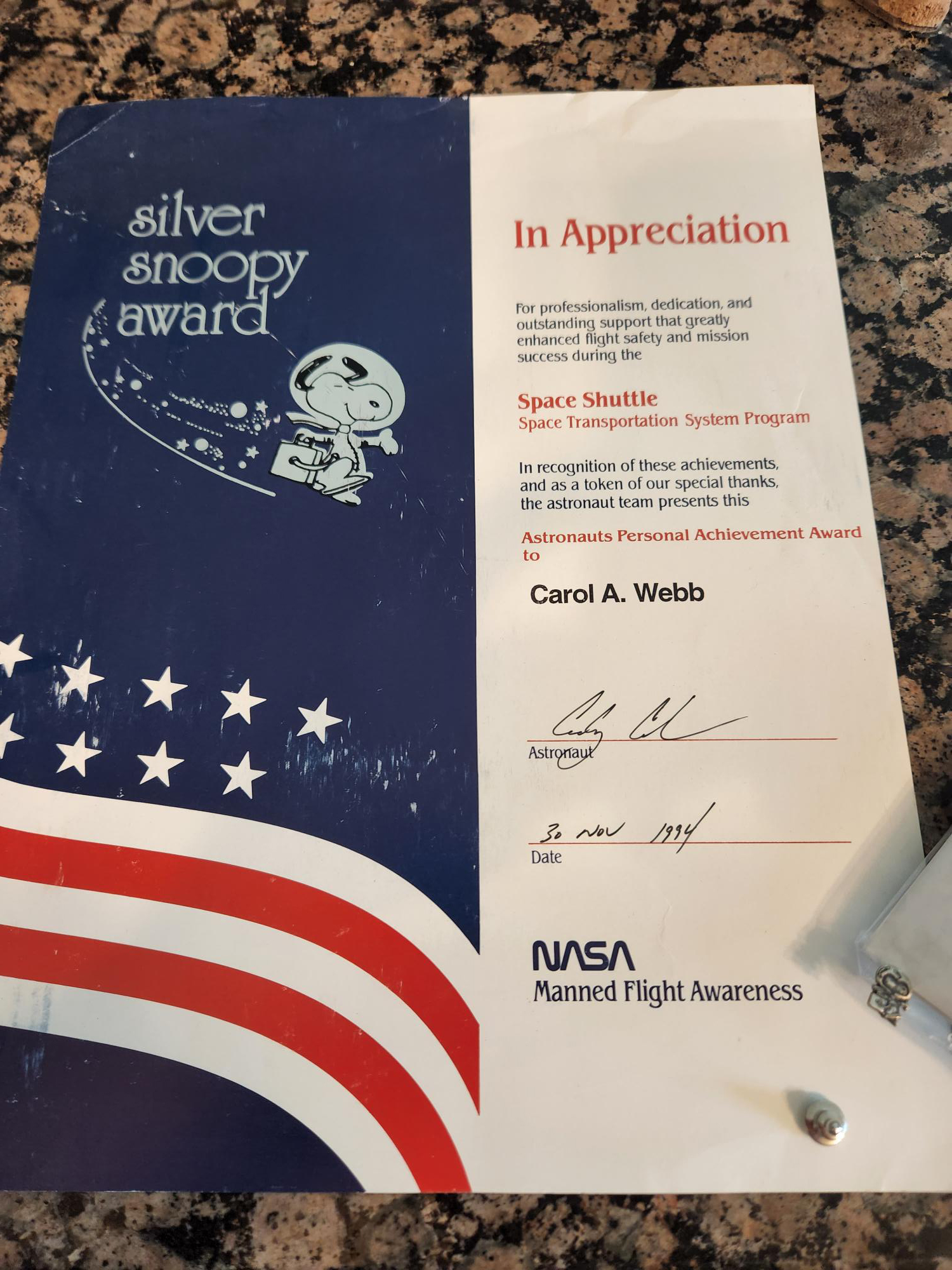 FS: Silver Snoopy pin and certificate - collectSPACE: Messages