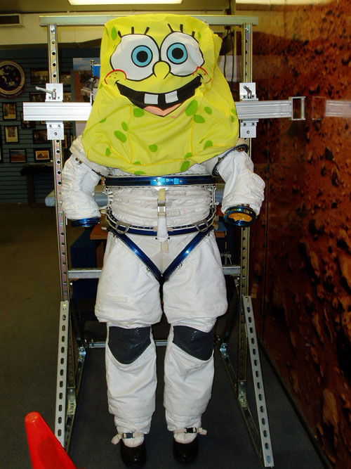 NASA's latest trainee - collectSPACE: Messages