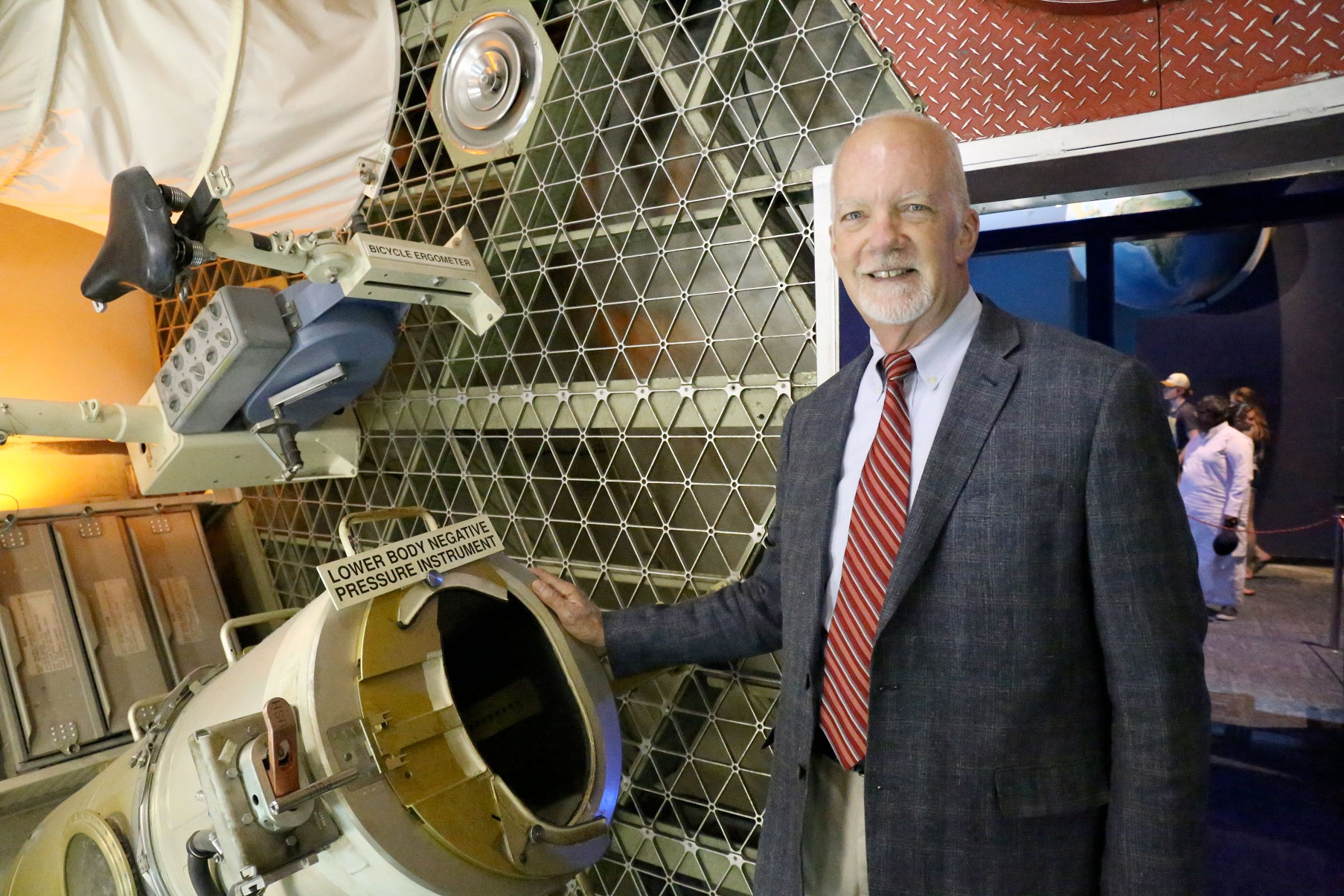Space Center Houston: Scientist in residence - collectSPACE: Messages