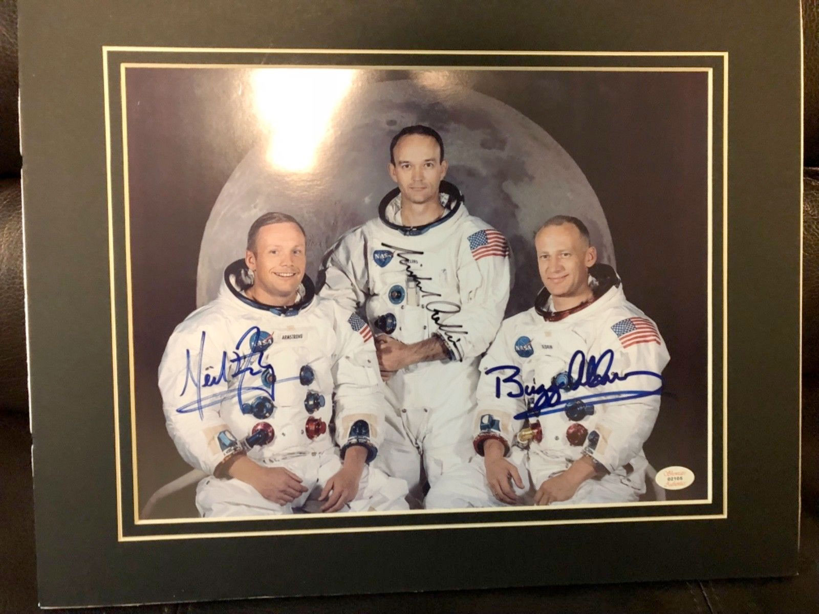 263925350900: Apollo 11 signed litho - collectSPACE: Messages