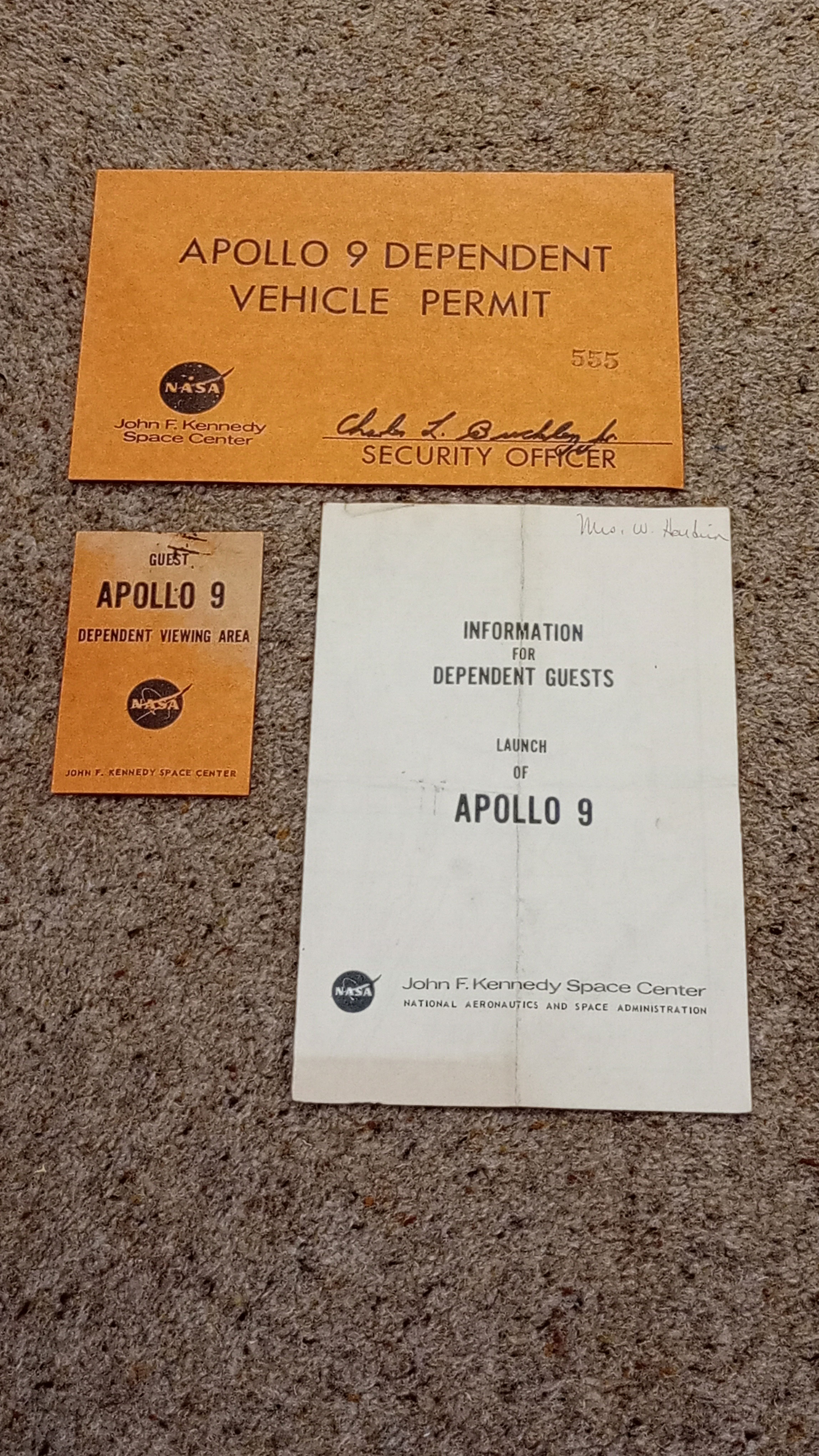 Apollo Passes and Invitations - collectSPACE: Messages