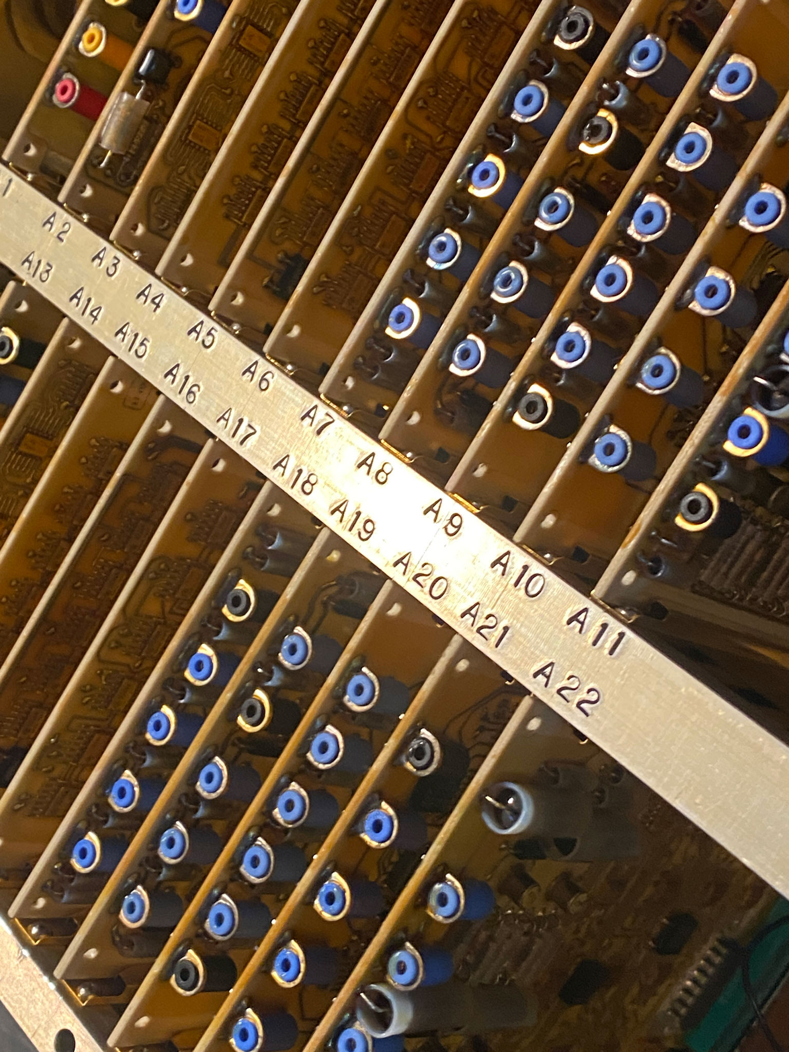 Gold in Saturn V data storage circuitry? - collectSPACE: Messages