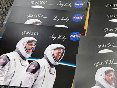 Signing history, experience: Commercial crew - collectSPACE: Messages