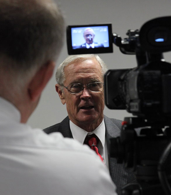 10/21: Charlie Duke at ISMM in Coventry - collectSPACE: Messages