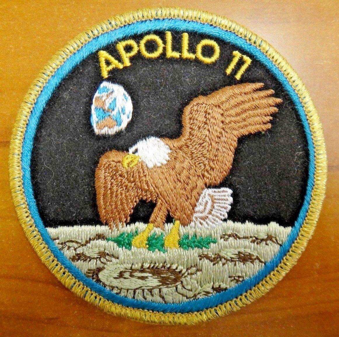 372326825200: Apollo 11 crew patch - collectSPACE: Messages