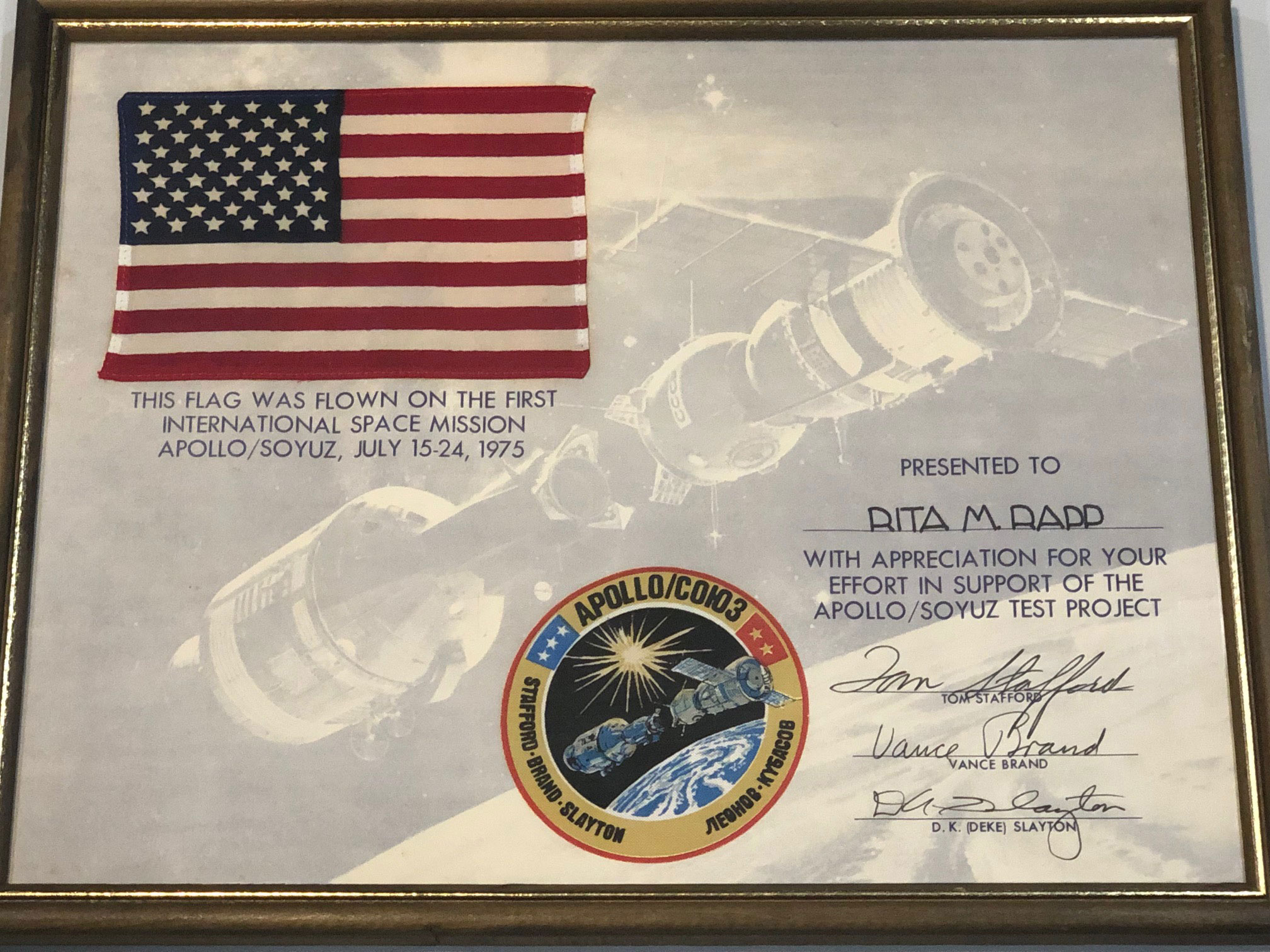 Flown flags from the Rita Rapp collection - collectSPACE: Messages