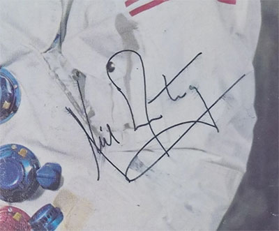 Armstrong autograph (Just Collecting Ltd) - collectSPACE: Messages