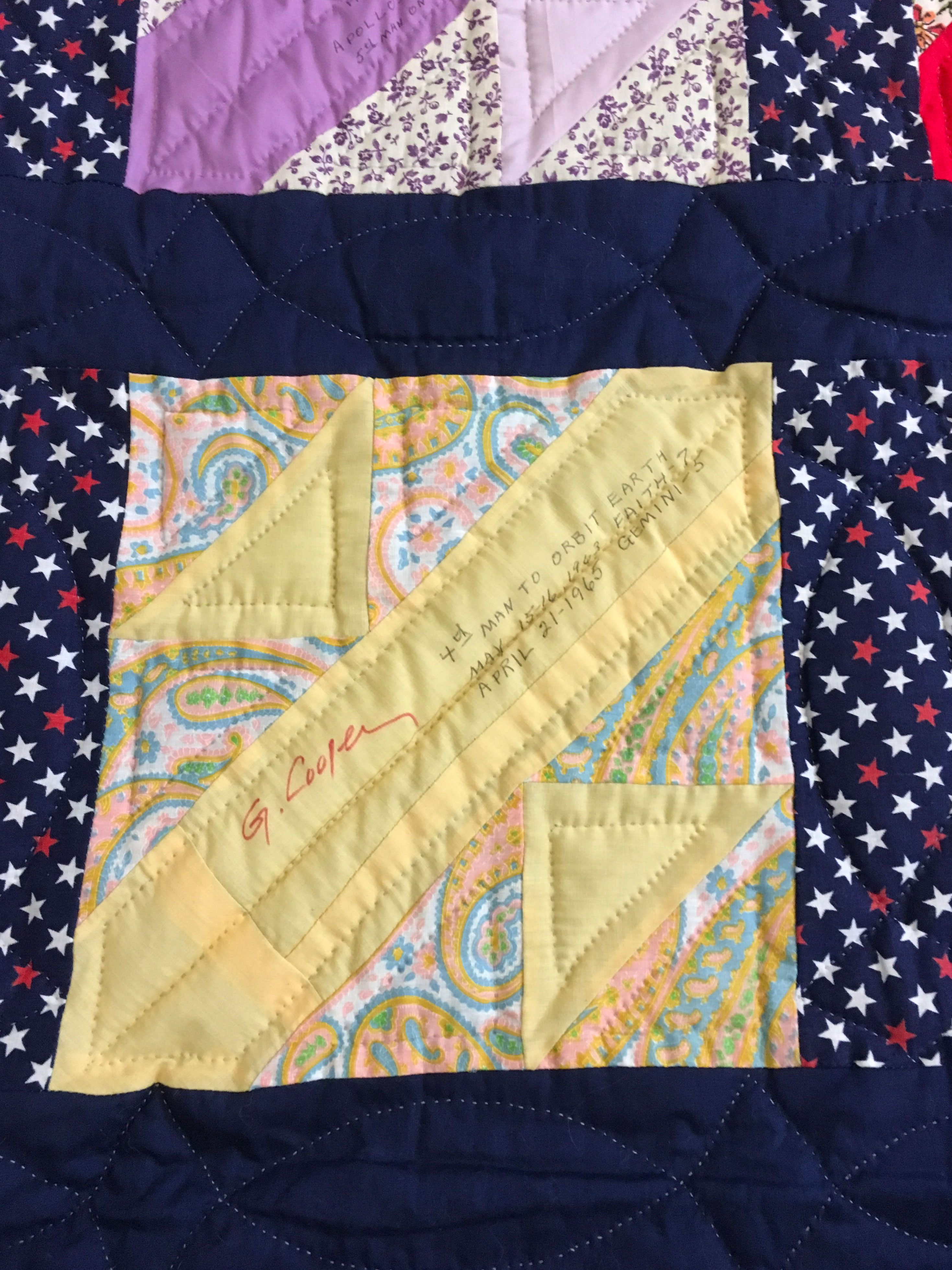 Apollo-era astronaut 'signed' fabric quilt - collectSPACE: Messages
